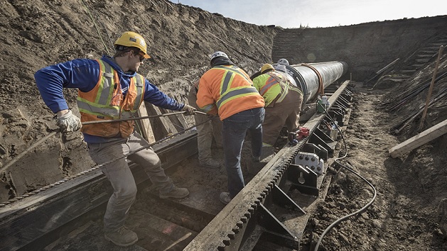 An ‘energized and proud team’ in a fast-paced business world - Enbridge ...